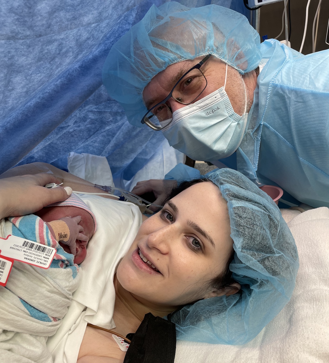 Primary Elective C-section and Spontaneous Labor Prior to Elective 2nd ...